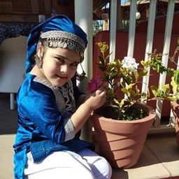 Samriti Oberoi | Wrytin